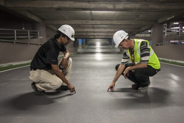 Construction Work Clothes: Outfit Ideas Good For The Office and On-Site